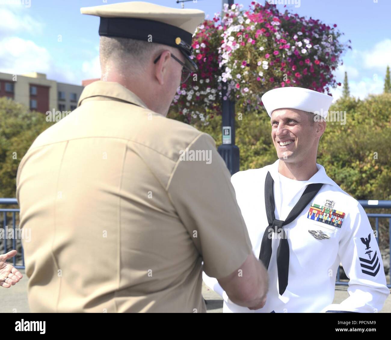 BREMERTON, Wash. (August 31, 2018) Chief petty officers congratulate ...