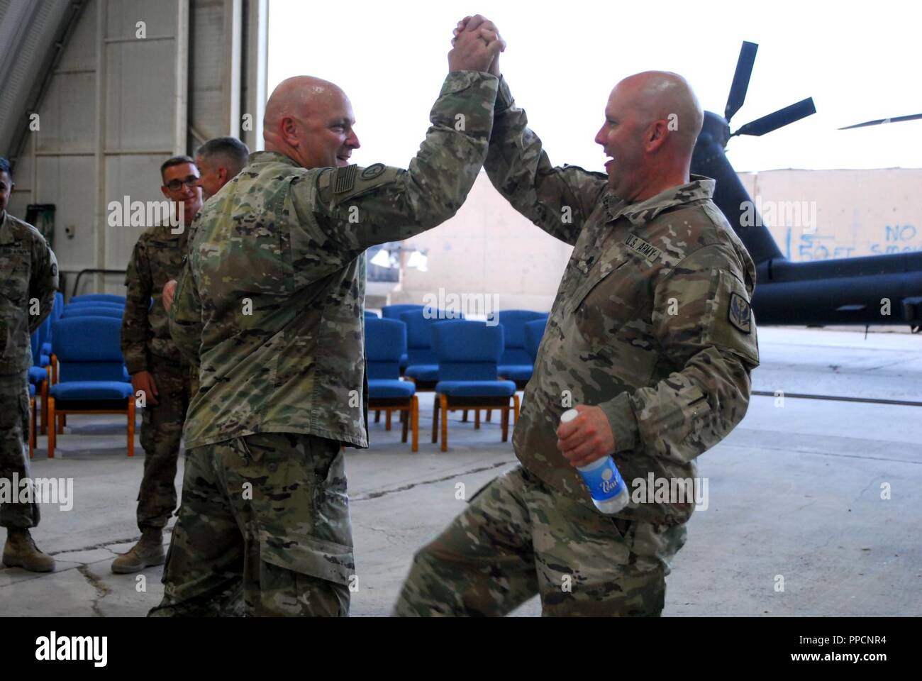 1 126th general support aviation battalion hi-res stock photography and ...