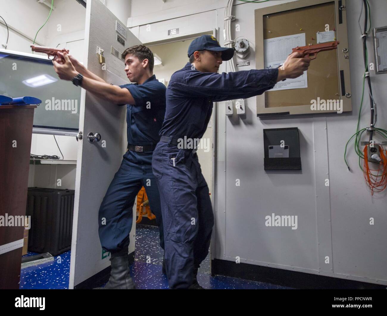 Fire controlman 3rd class brian hi-res stock photography and images - Alamy