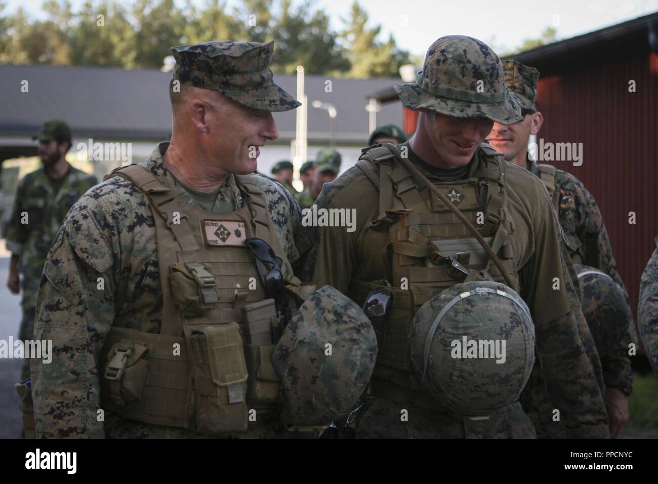 Carl gustaf anti tank rifle hi-res stock photography and images - Alamy