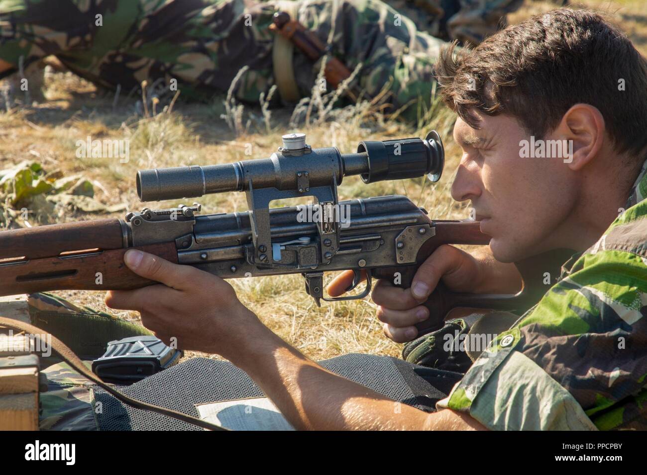 Dragunov sniper rifle hi-res stock photography and images - Alamy