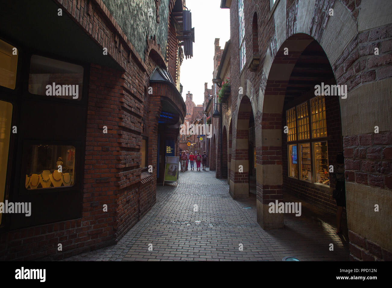 Buildings Of Red Color High Resolution Stock Photography and Images - Alamy