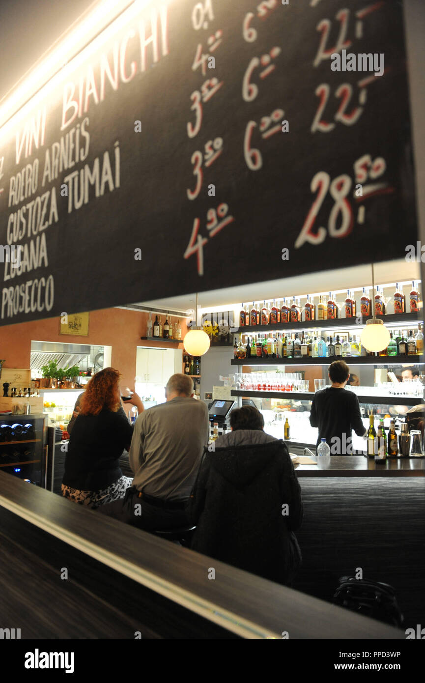 Bucci restaurant hi-res stock photography and images - Alamy