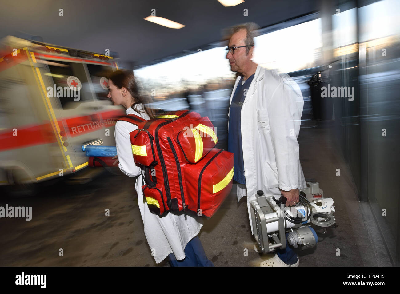 Heart lung machine hi-res stock photography and images - Alamy