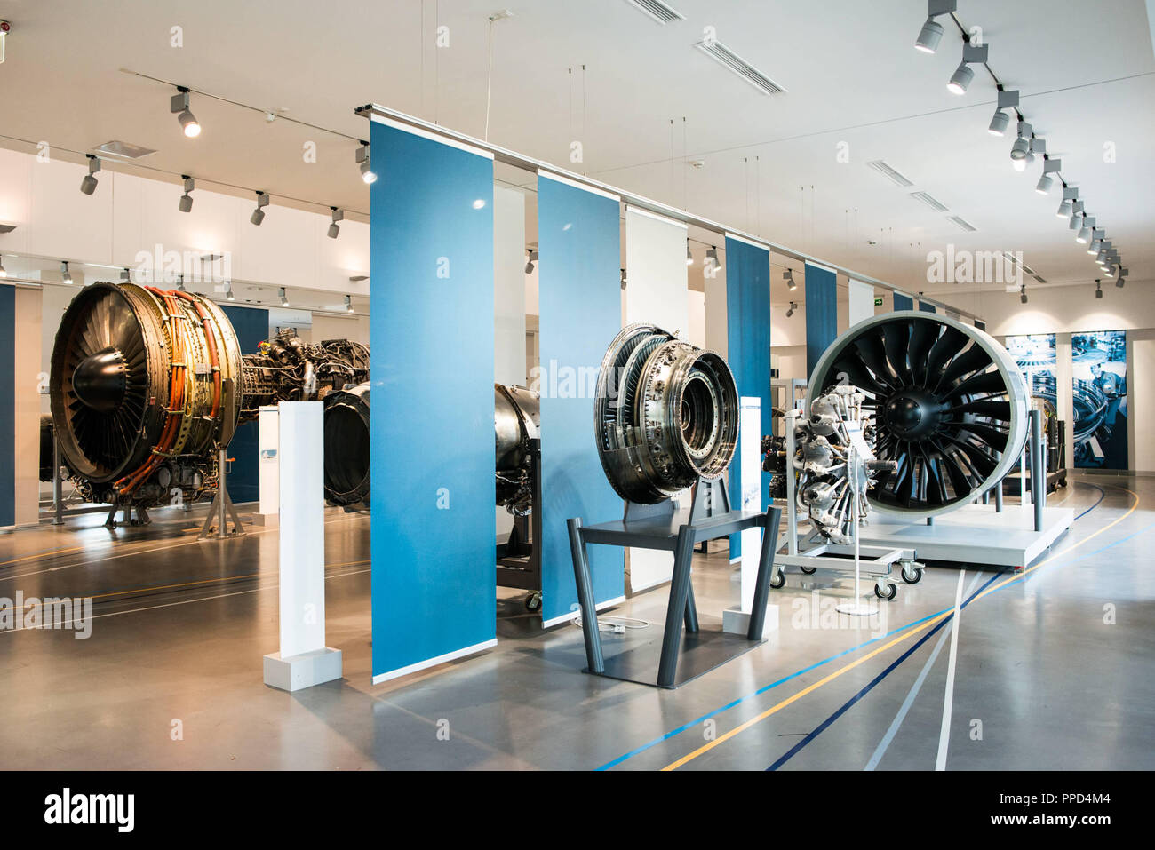 Aero engines hi-res stock photography and images - Alamy