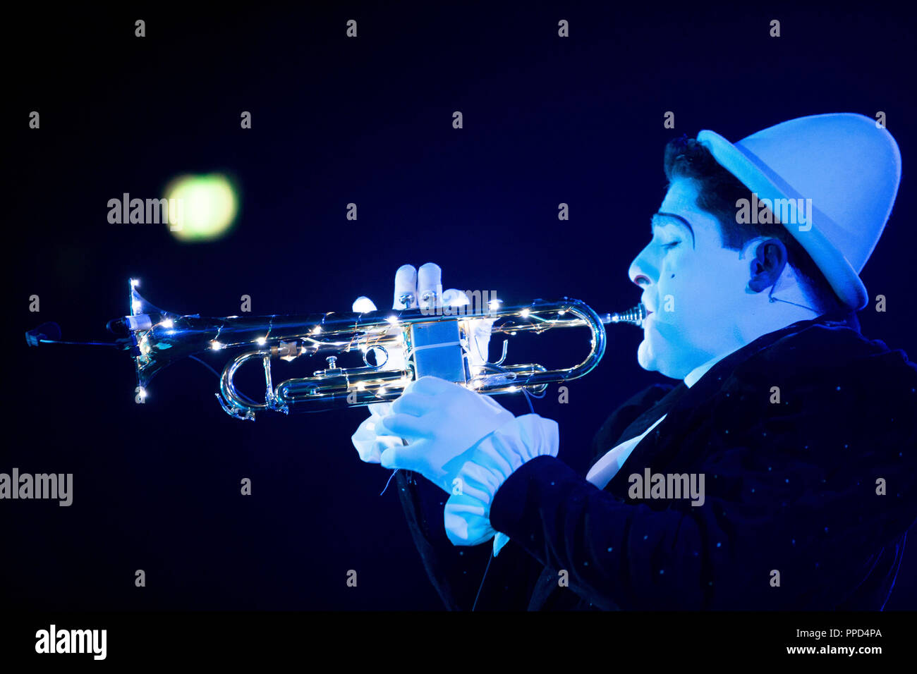 Clown with trumpet at the premiere of the second winter program at ...