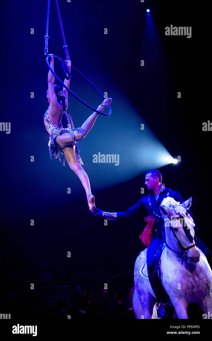 Circus rider hi-res stock photography and images - Alamy