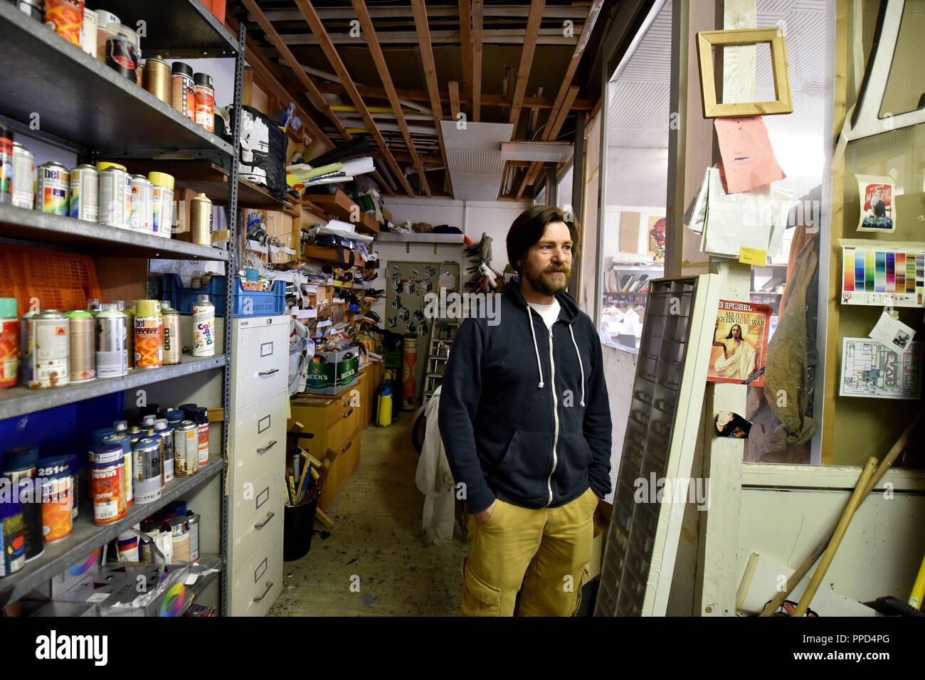 Visit to the Munich studio of sprayer Loomit, aka Mathias Koehler, that ...