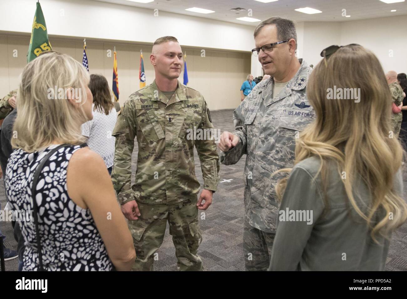 856th military police company hi-res stock photography and images - Alamy