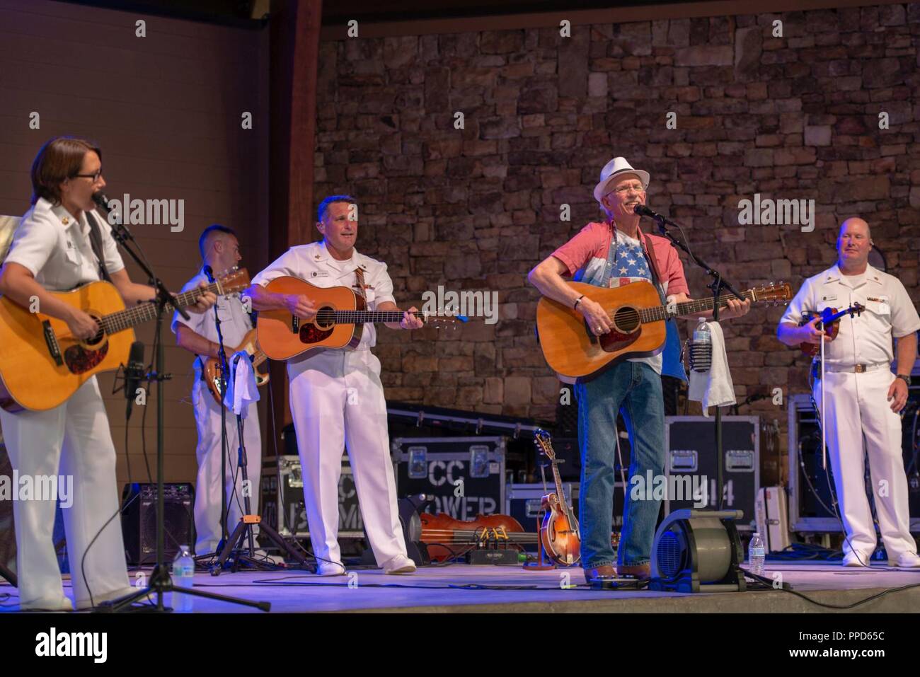 Mark burkhalter amphitheater hi-res stock photography and images - Alamy