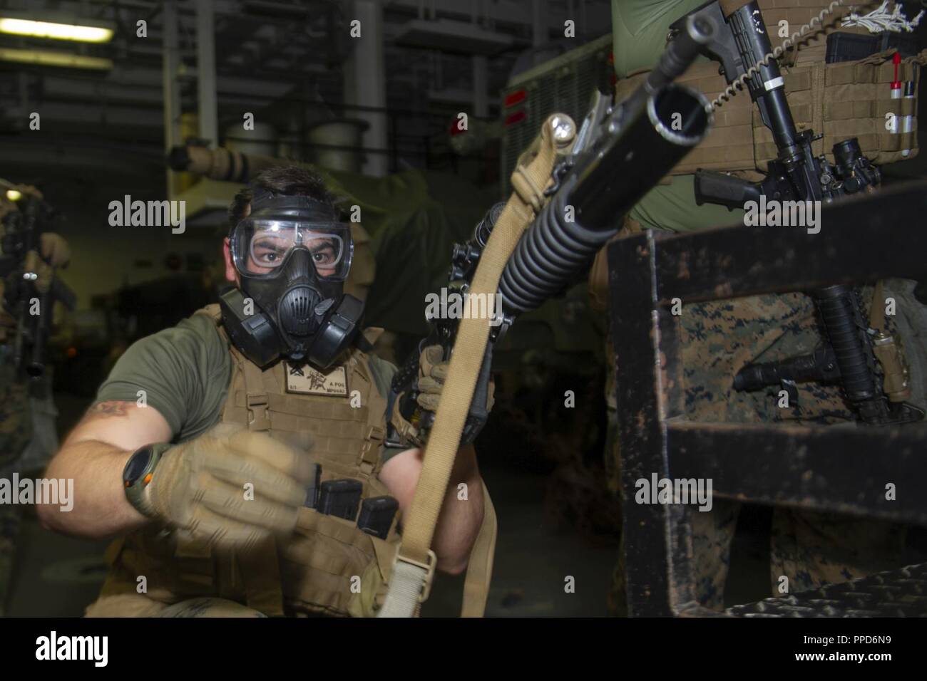 M4 armas hi-res stock photography and images - Alamy