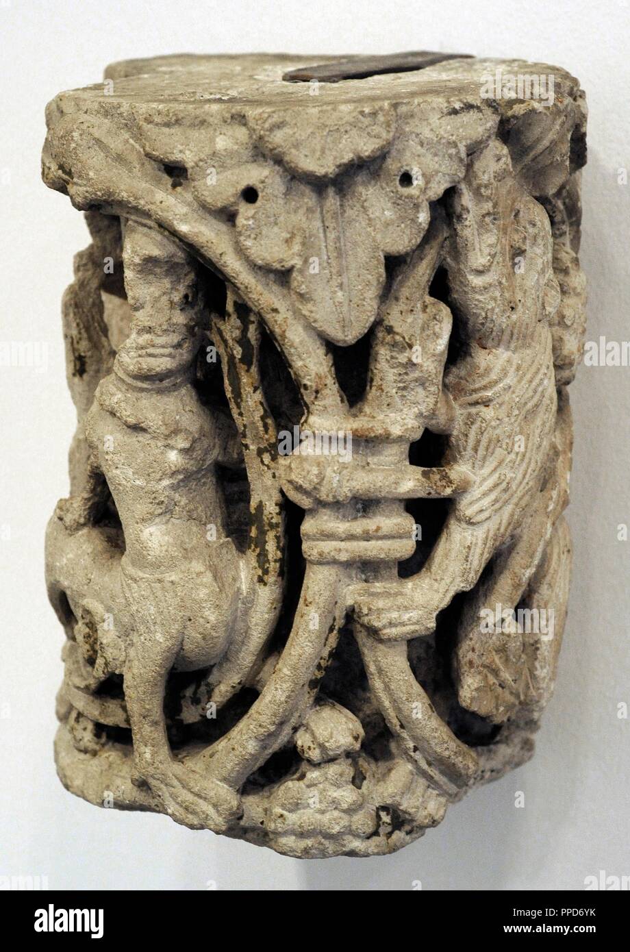 Centaur with bow and arrow hi-res stock photography and images - Alamy