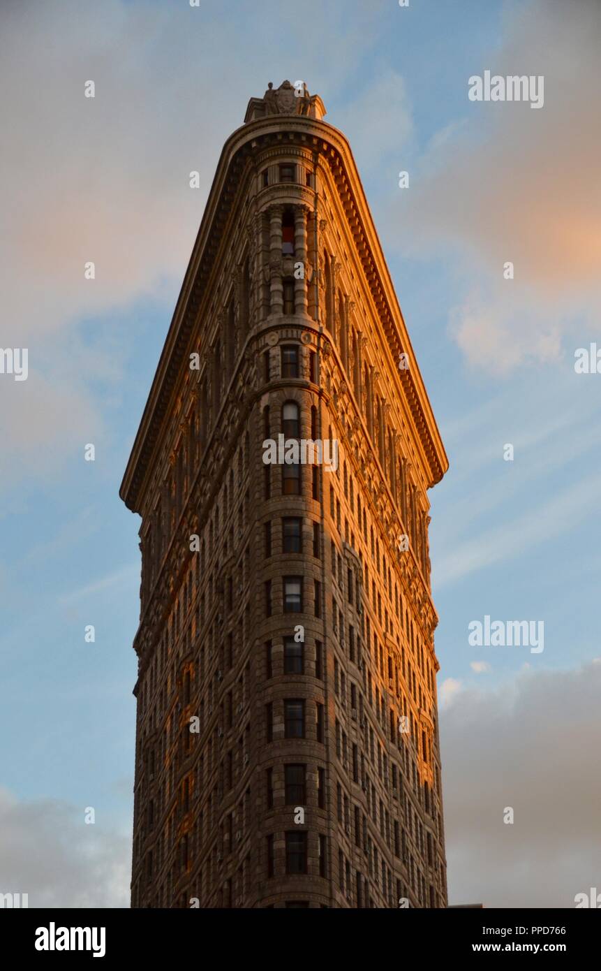 Aerial view famous flatiron building hi-res stock photography and ...