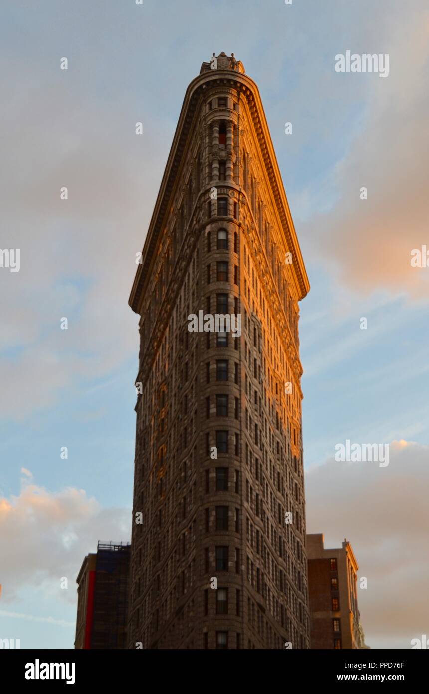 Aerial view famous flatiron building hi-res stock photography and ...