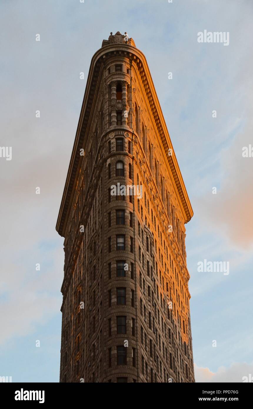 Aerial view famous flatiron building hi-res stock photography and ...