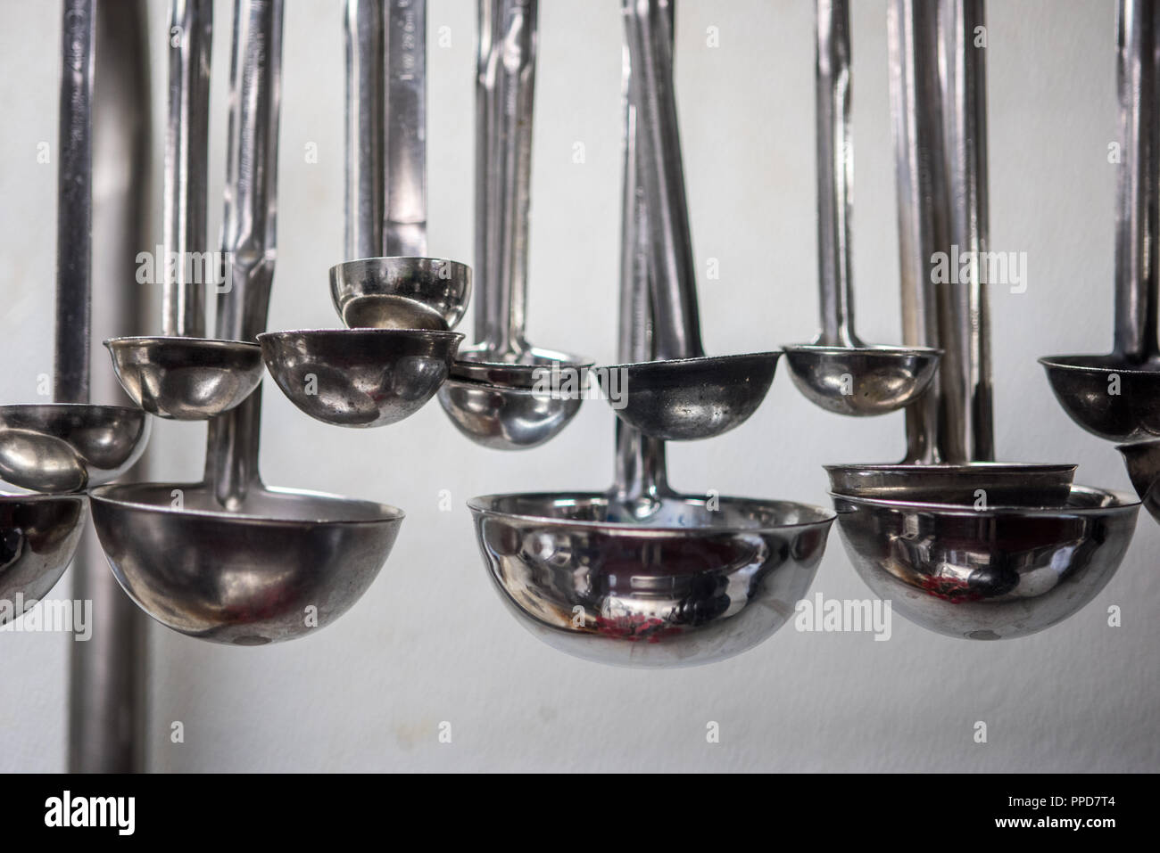 Kitchen ladles hi-res stock photography and images - Alamy