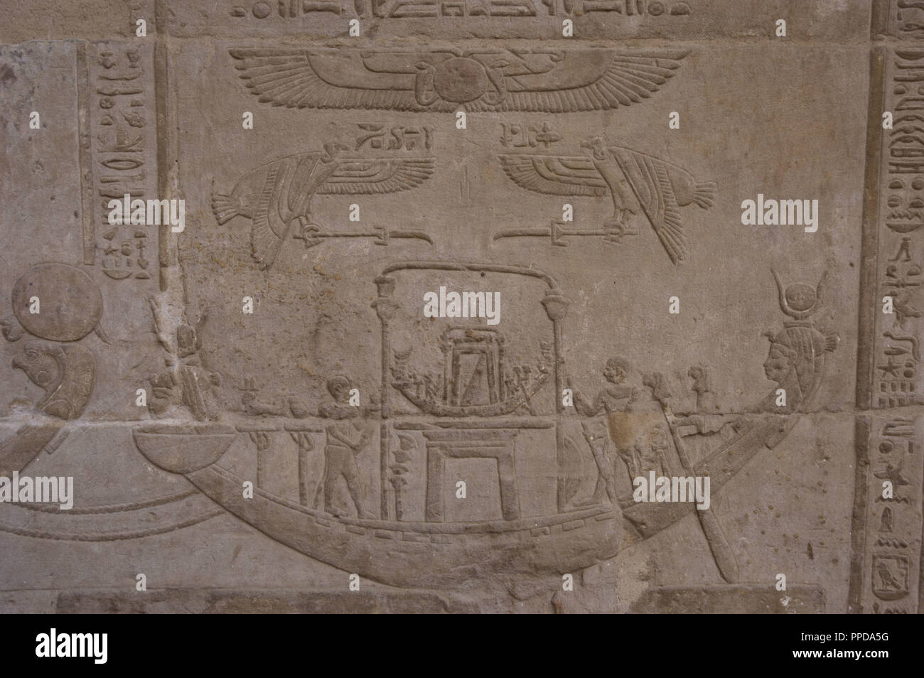 Ancient egypt ship ptolemaic period hi-res stock photography and images ...