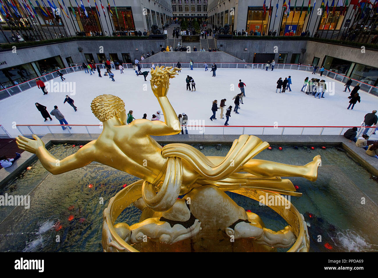 Prometheus steals the fire to the gods of Olympus by Paul Marship, 1934 ...