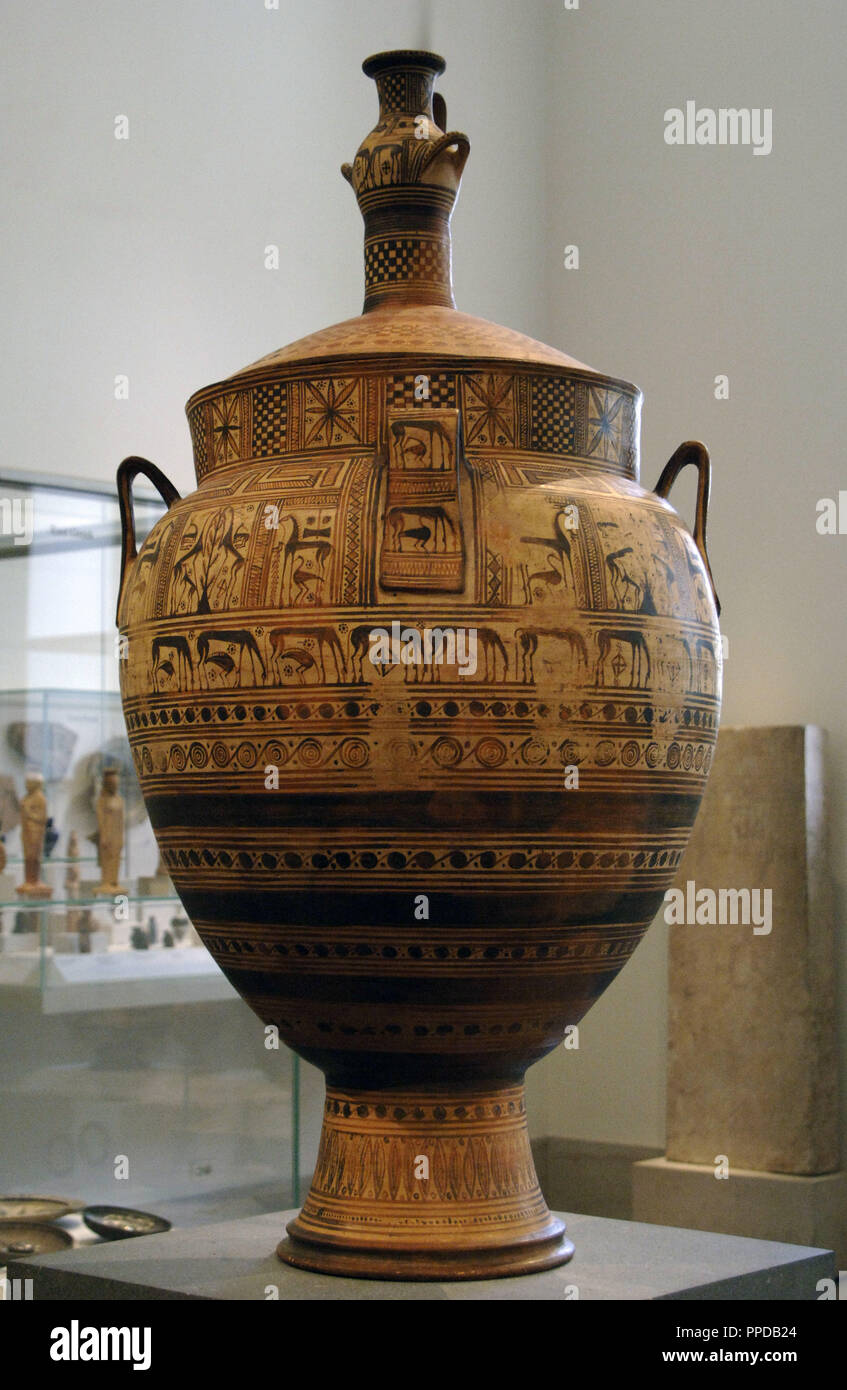 Terracotta krater greek hi-res stock photography and images - Alamy