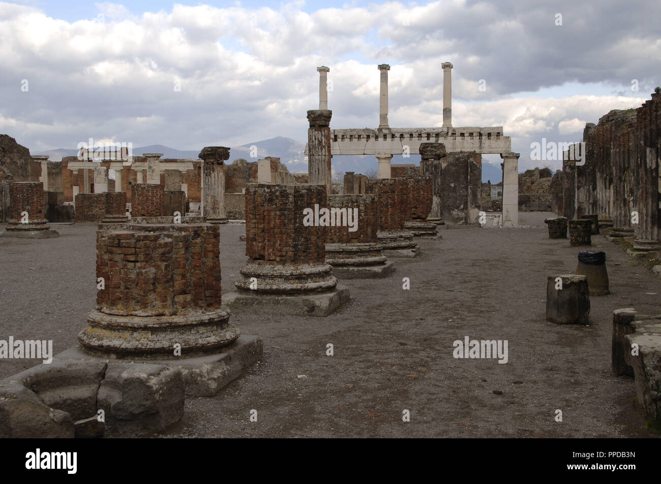 Pompeii basilica remains hi-res stock photography and images - Alamy