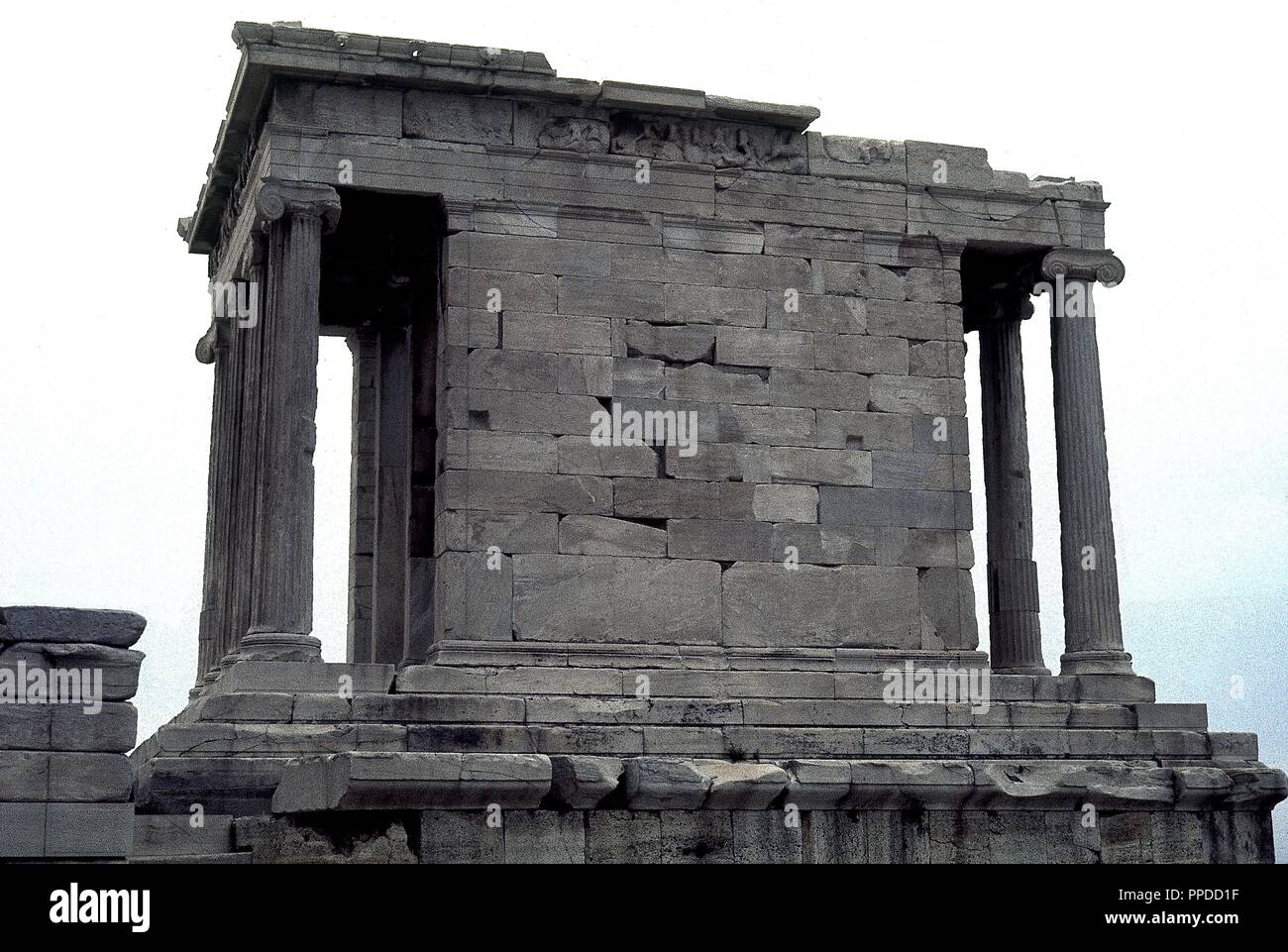 TEMPLO DE ATENEA NIKE - SIGLO V AC. Location: ACROPOLIS. ATHENS. GREECE ...