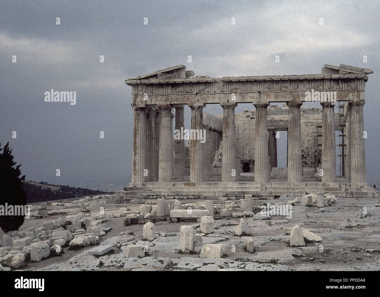 EL PARTENON - TEMPLO DORICO CONSTRUIDO EN LA ACROPOLIS DE ATENAS ENTRE ...