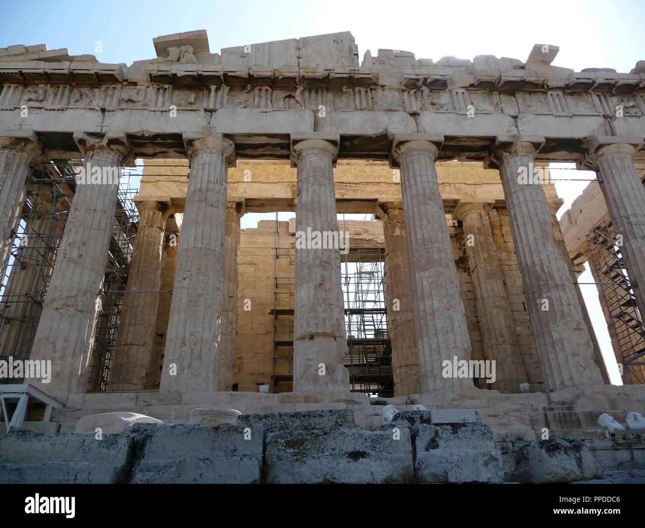 EL PARTENON - TEMPLO DORICO CONSTRUIDO EN LA ACROPOLIS DE ATENAS ENTRE ...