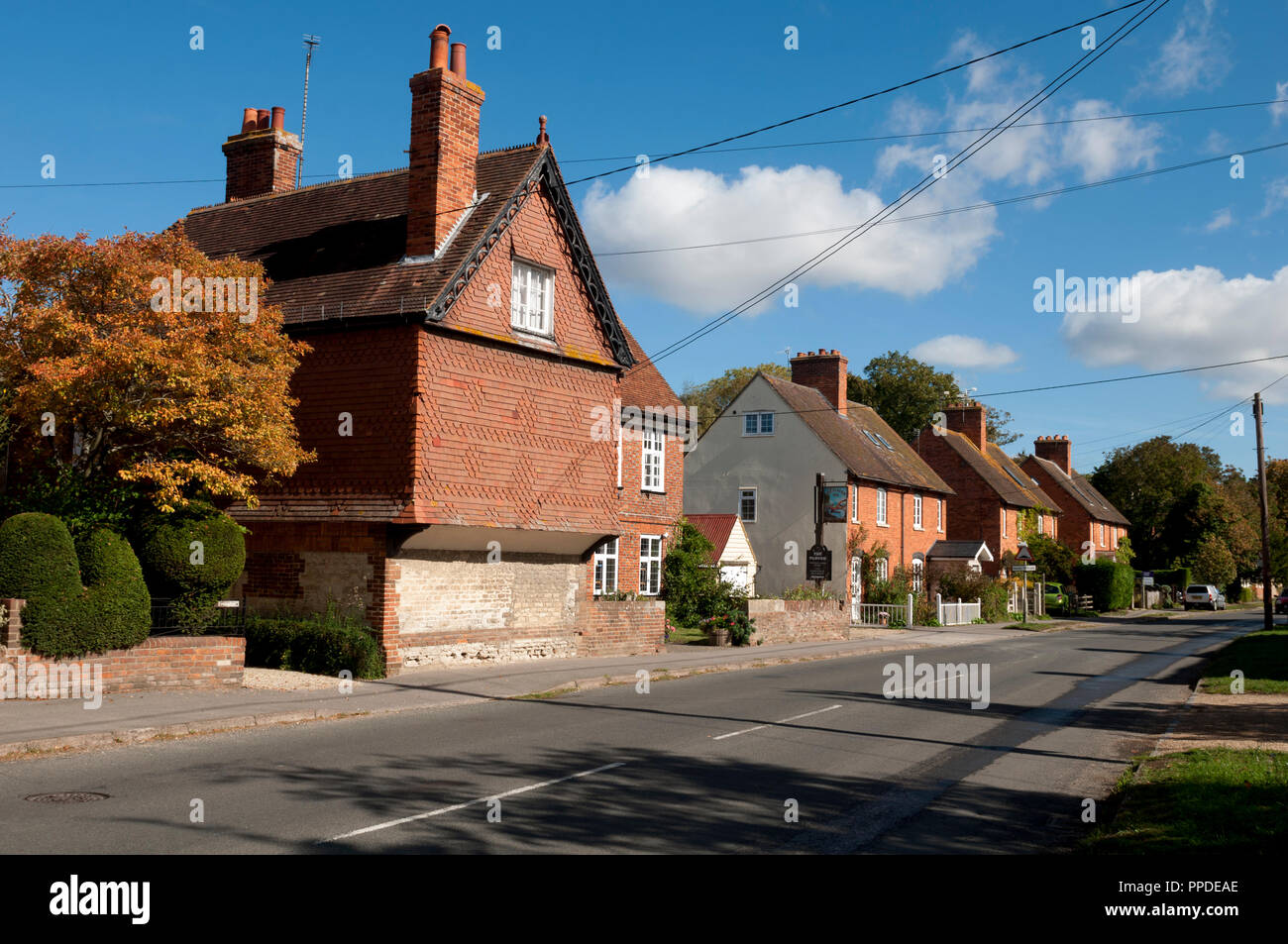 Long Wittenham village, Oxfordshire, England, UK Stock Photo - Alamy