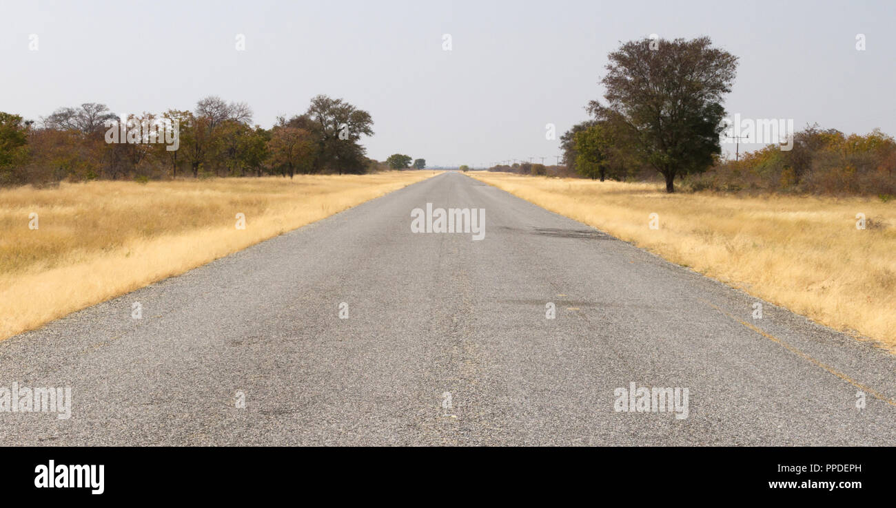Ashpalt road in Botswana, smooth without potholes Stock Photo - Alamy