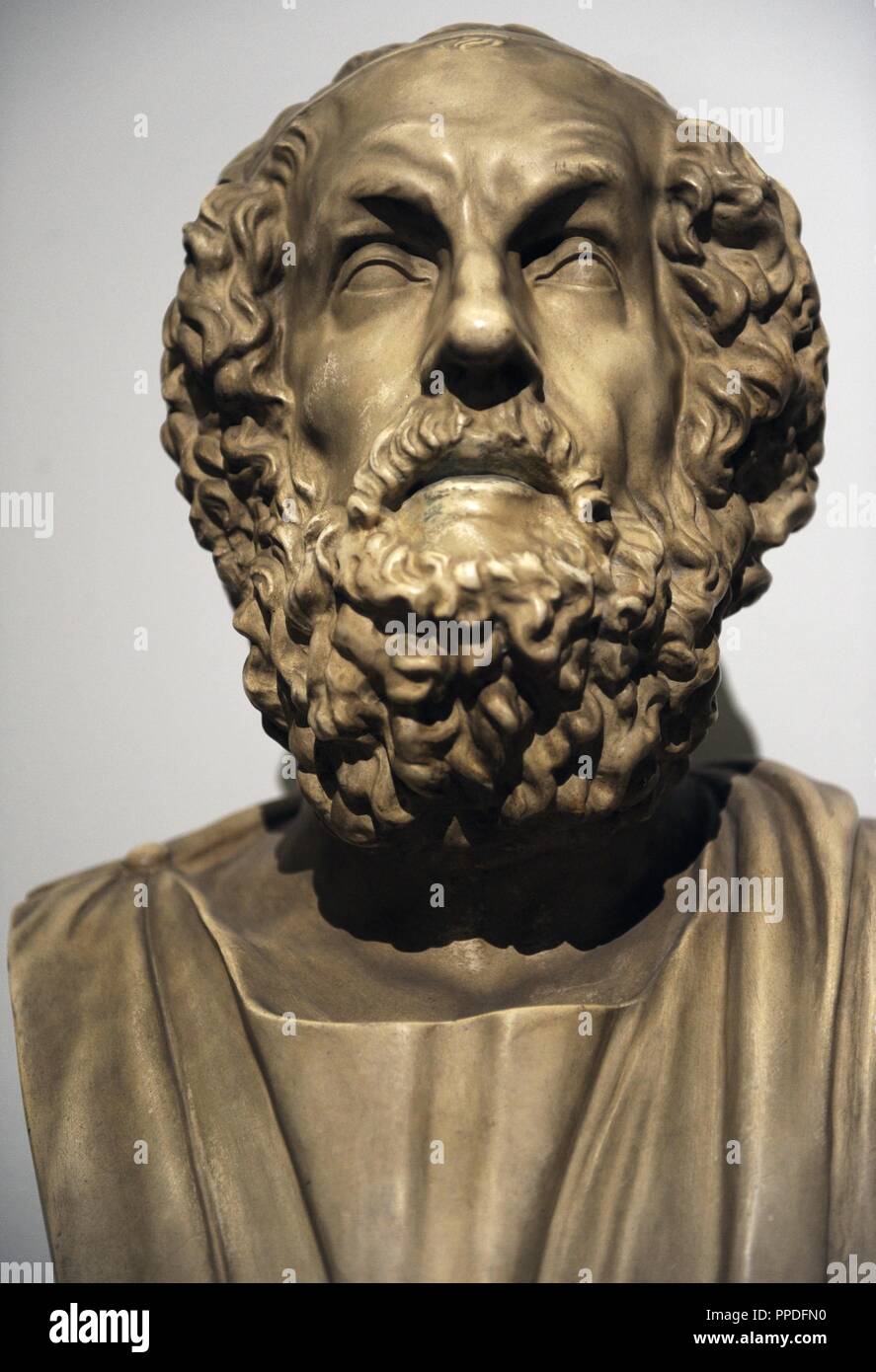 Old man bust louvre hi-res stock photography and images - Alamy