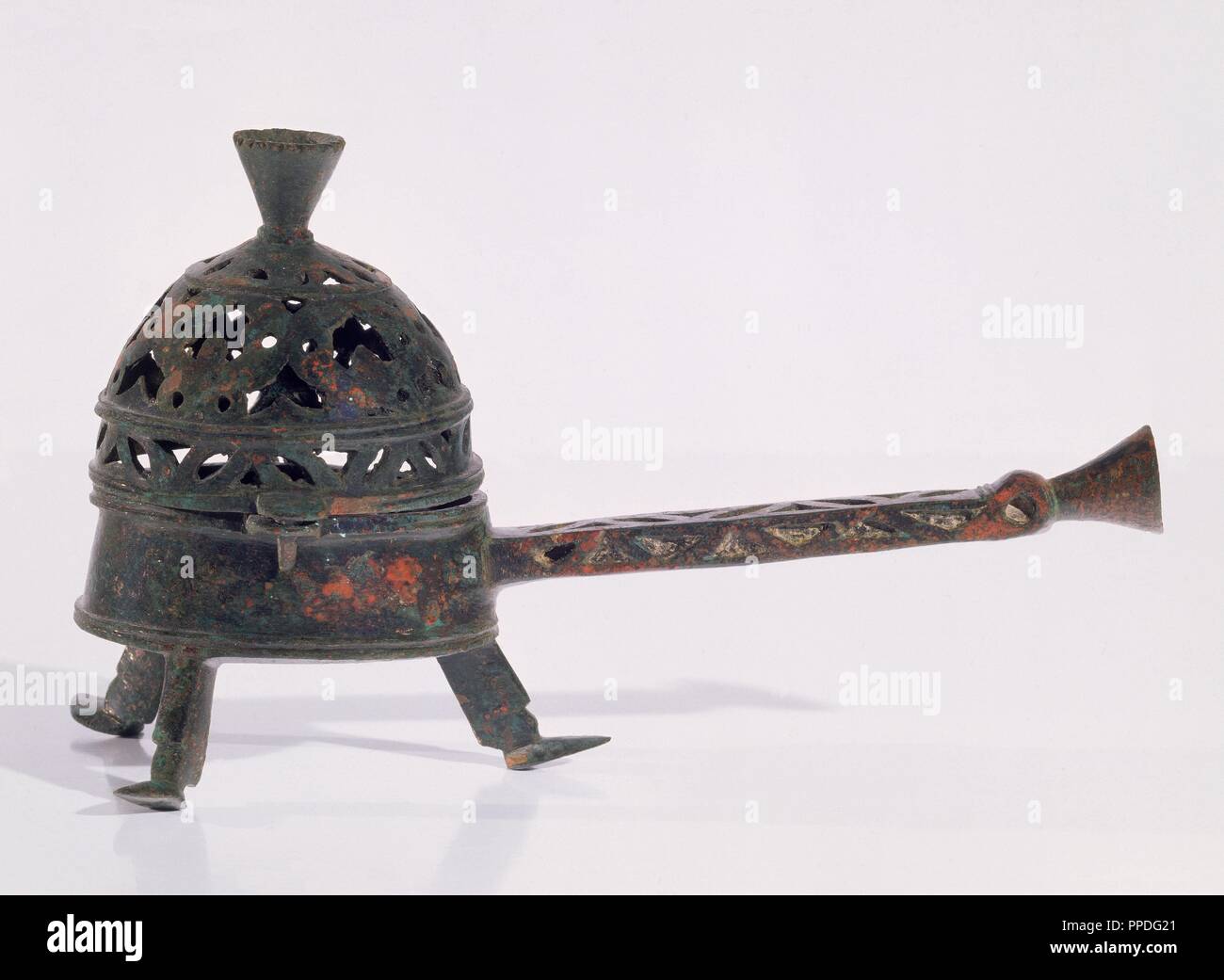 PEBETERO DEL SIGLO X - BRONCE. Location: MUSEO ARQUEOLOGICO-COLECCION ...