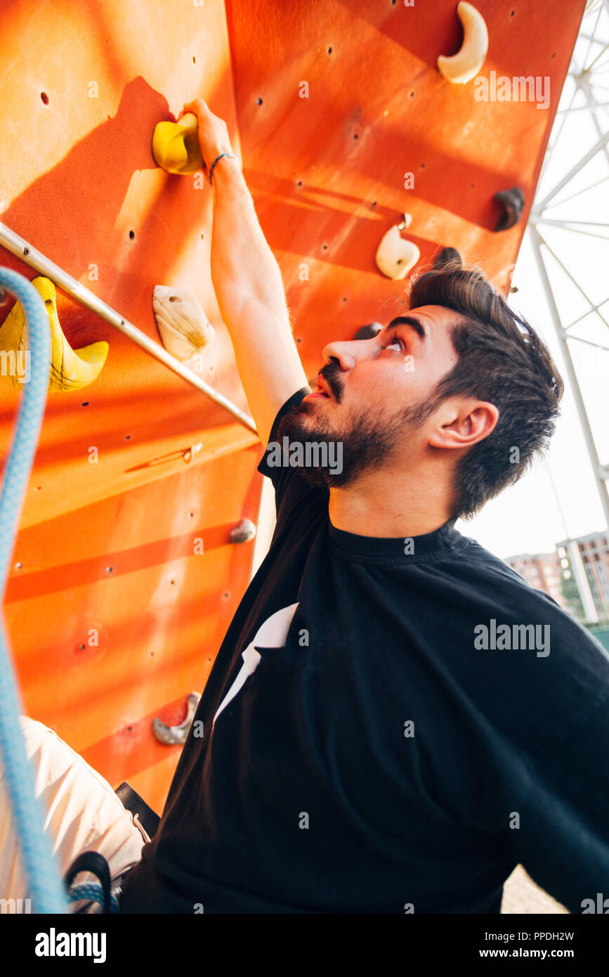 Boulder clambering hi-res stock photography and images - Alamy