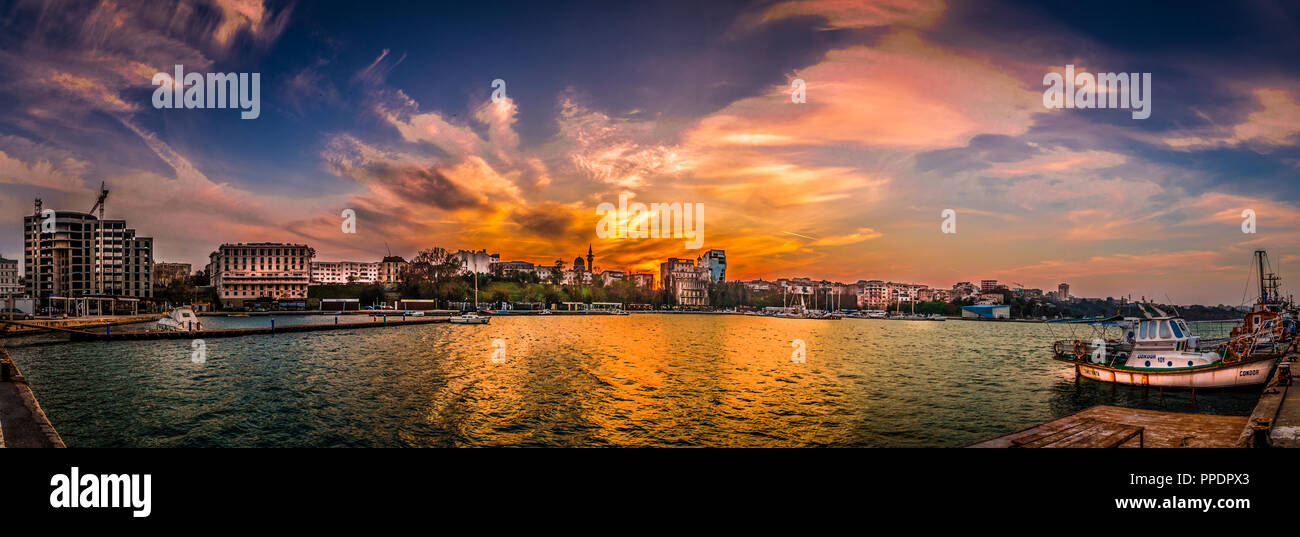 Constanta Romania port Stock Photo - Alamy