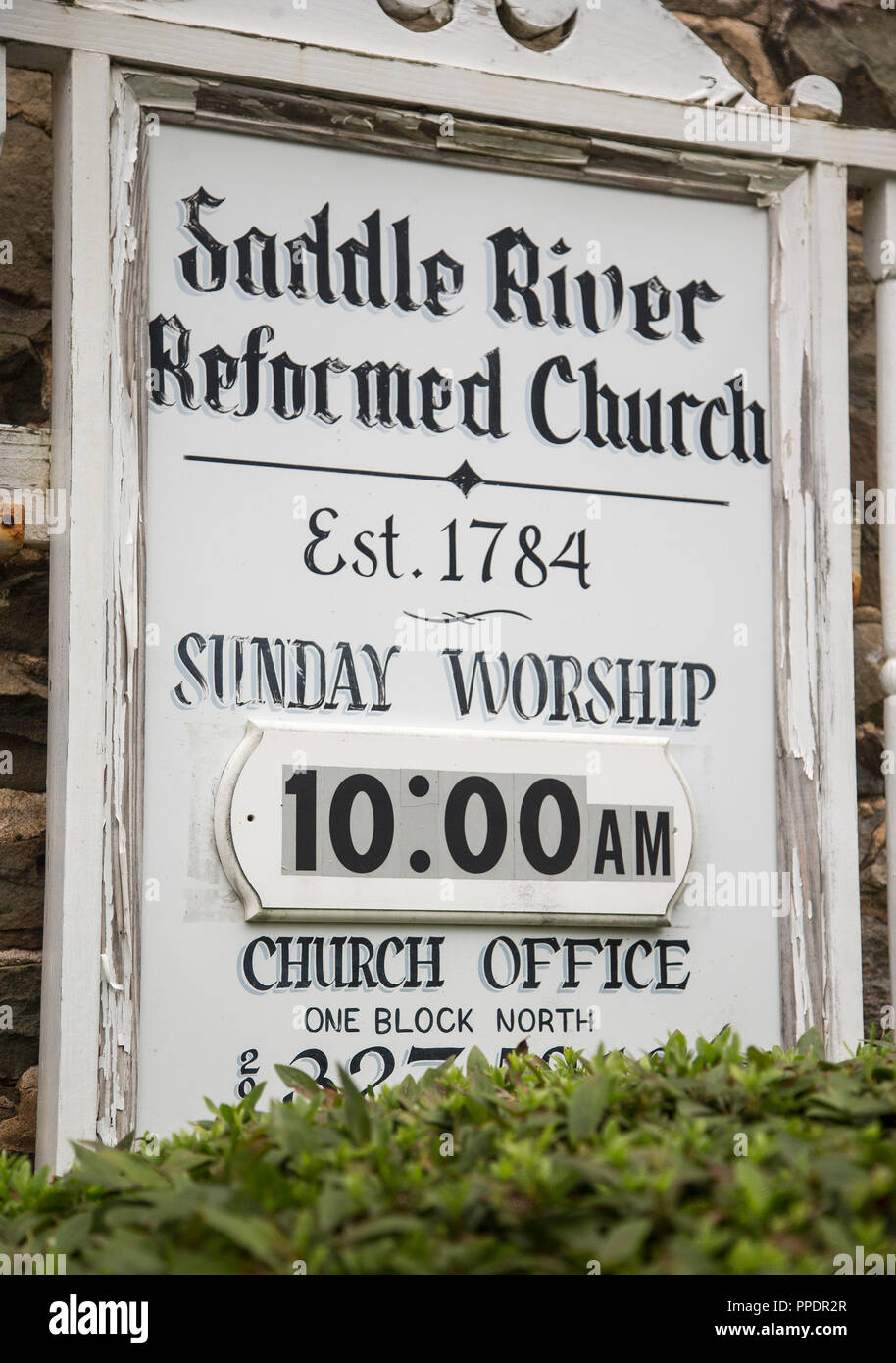 Sign in front of a church in Saddle River, NJ Stock Photo - Alamy