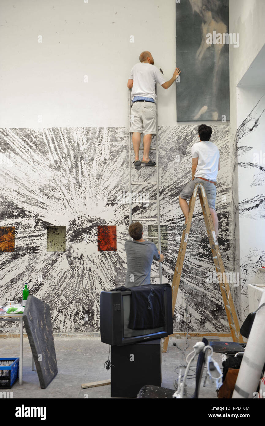 Annual Exhibition High Resolution Stock Photography and Images - Alamy