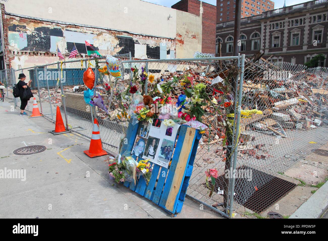 Collapsed person hi-res stock photography and images - Alamy