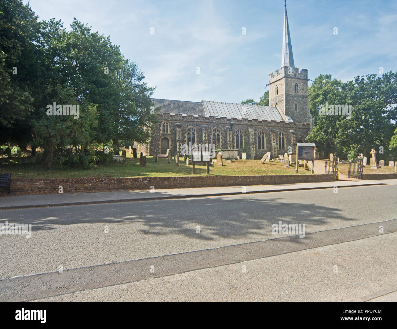 Yoxford hi-res stock photography and images - Alamy