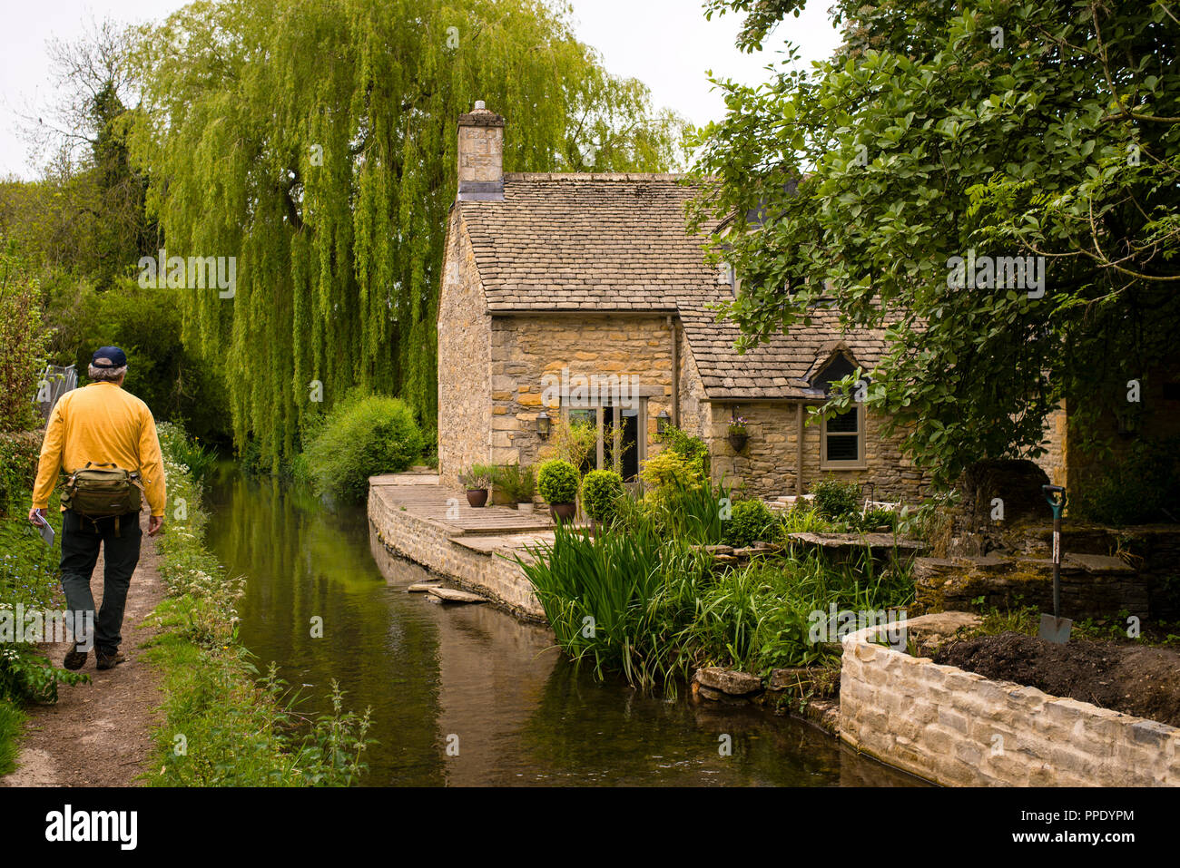 Windrush River Public Pathway in Naunton in the Cotswolds of England ...