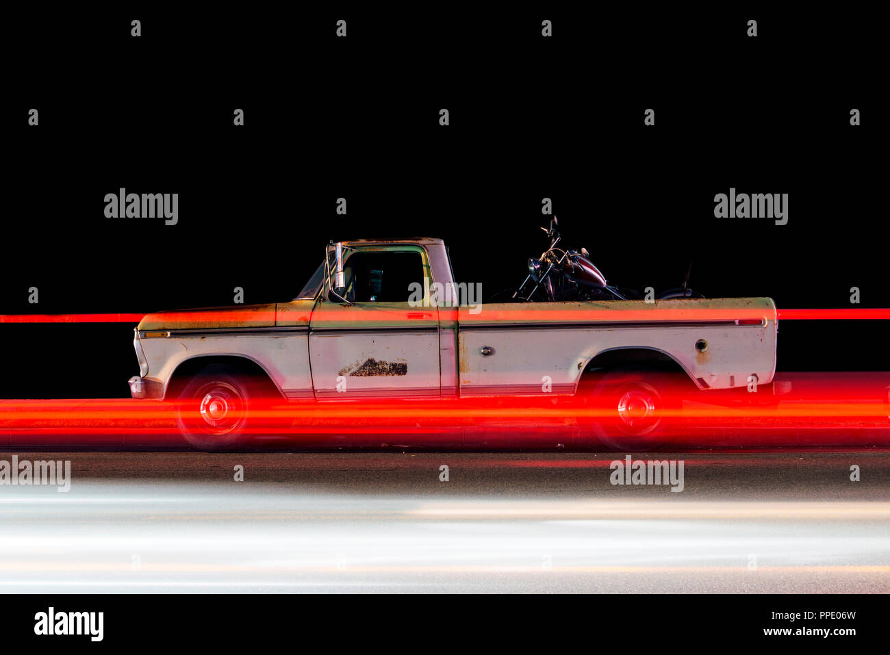 Car pick up night hi-res stock photography and images - Alamy
