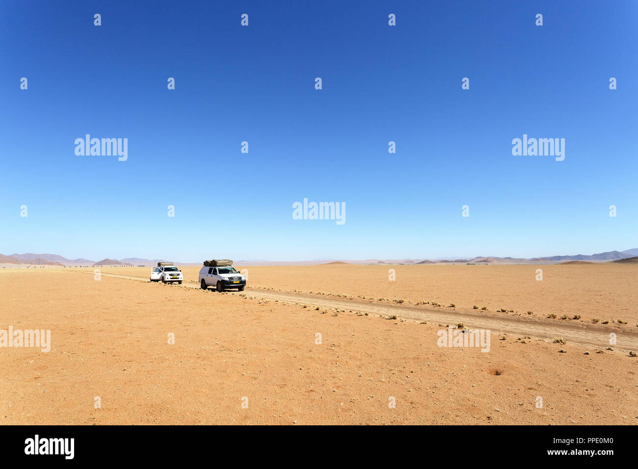 Two 4x4 expedition cars hi-res stock photography and images - Alamy