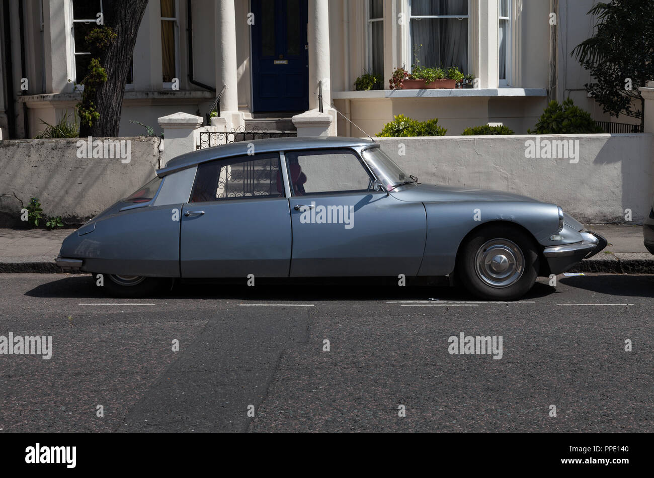 A classic Citroen DS parked in Notting Hill, London Stock Photo - Alamy