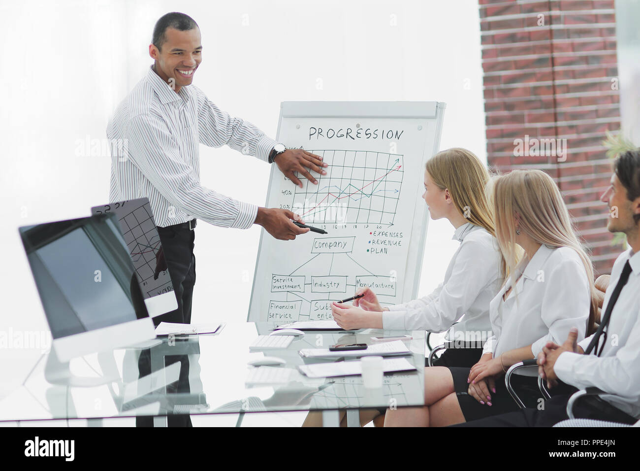 speaker discussing new ideas at the meeting Stock Photo - Alamy