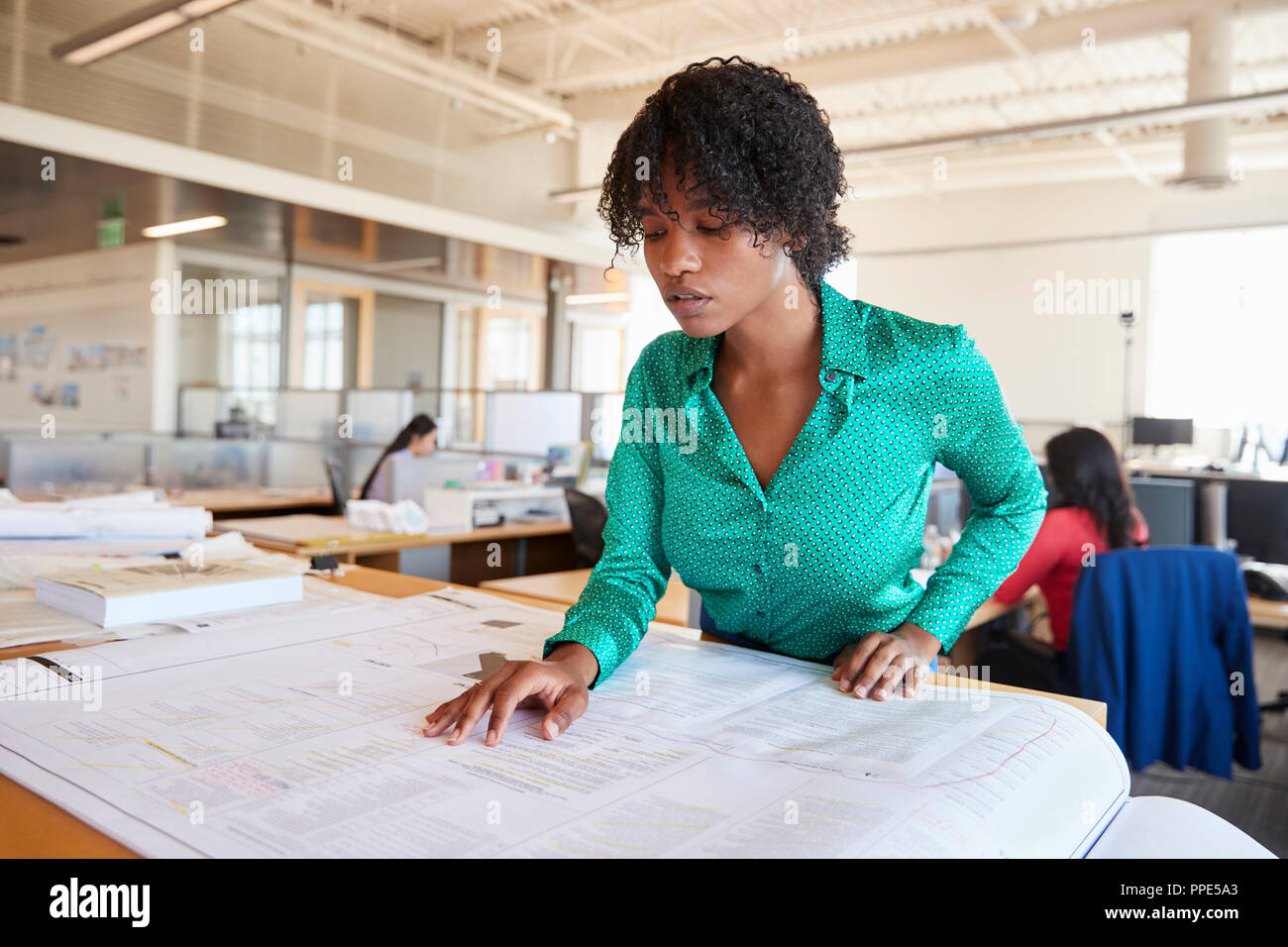 Young female architect people hi-res stock photography and images - Alamy