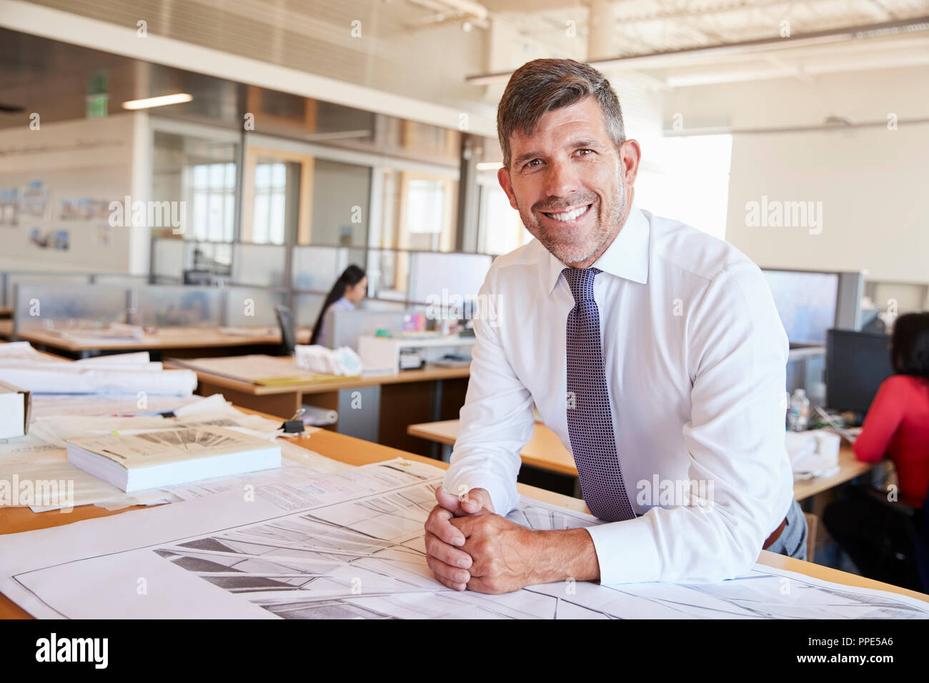 Aged architect hi-res stock photography and images - Alamy