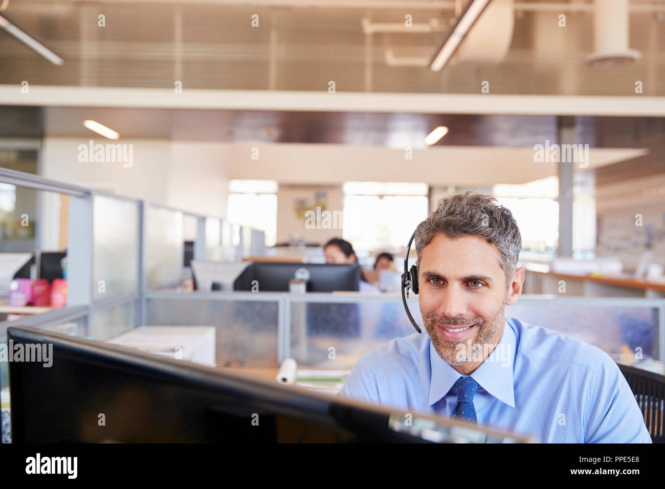 Call centre worker hi-res stock photography and images - Alamy