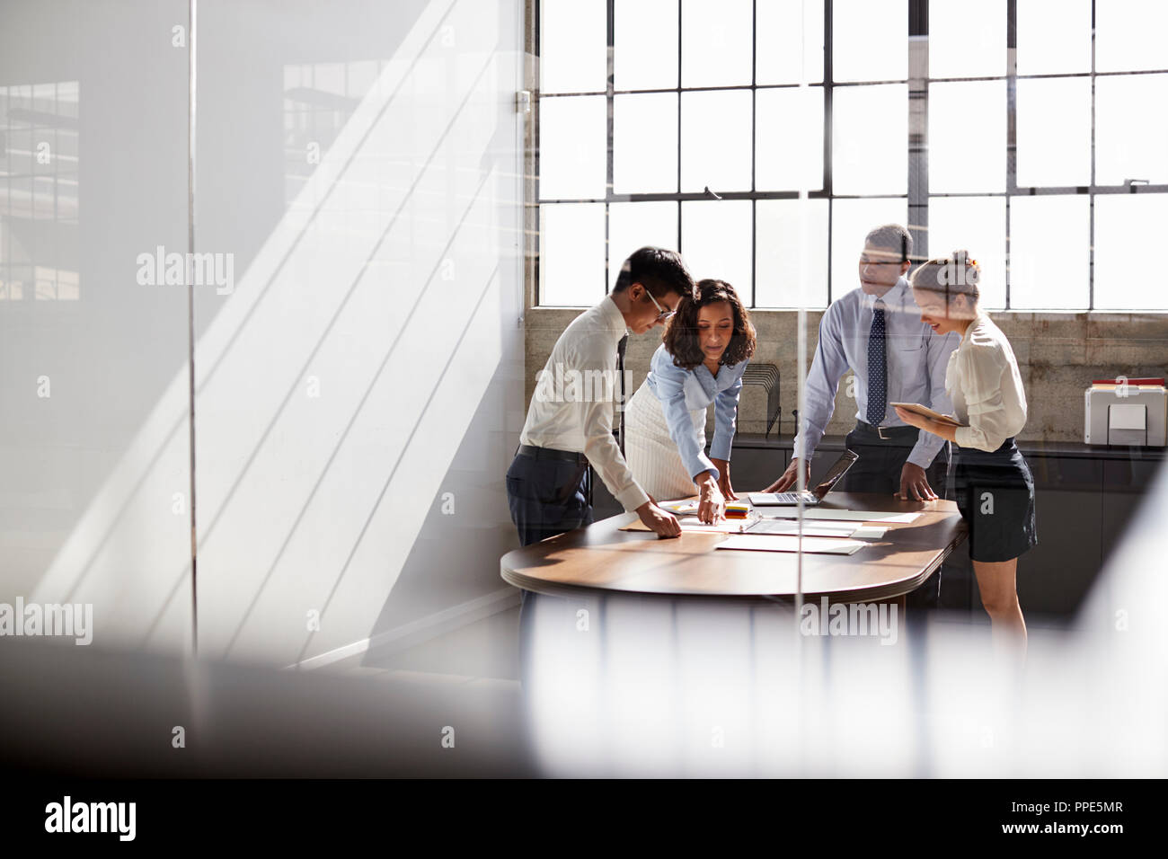 Men meeting shadow hi-res stock photography and images - Alamy