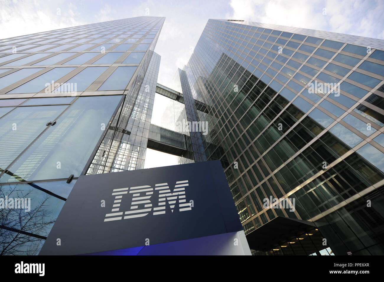 Ibm watson hi-res stock photography and images - Alamy