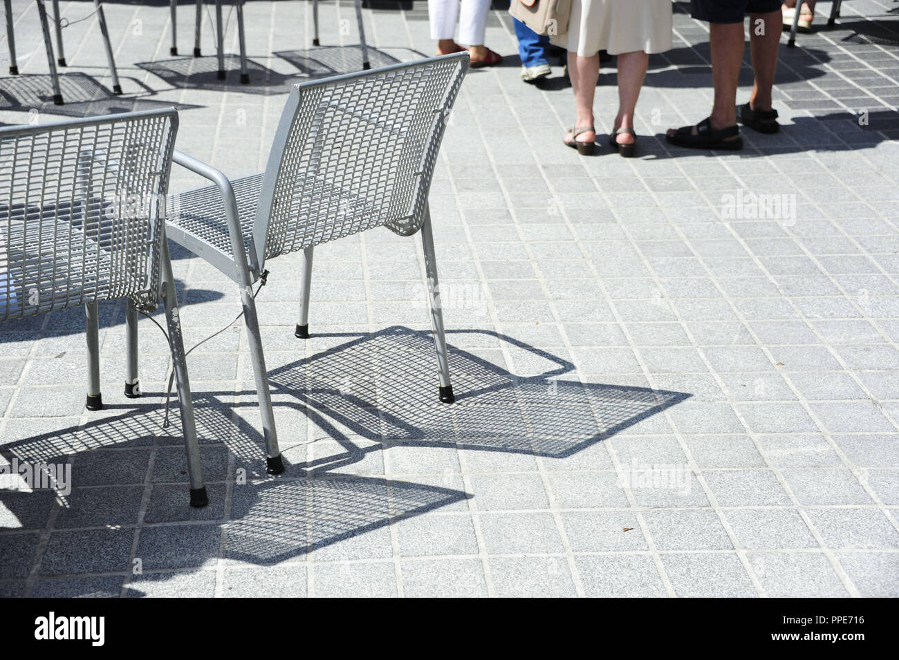 The inhabitants of Pasing are celebrating the opening of the newly ...