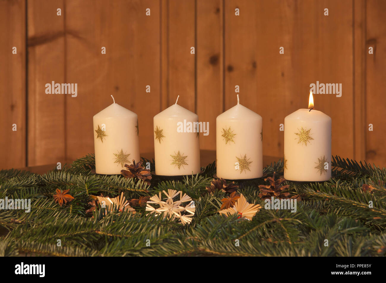 Four candles hi-res stock photography and images - Alamy