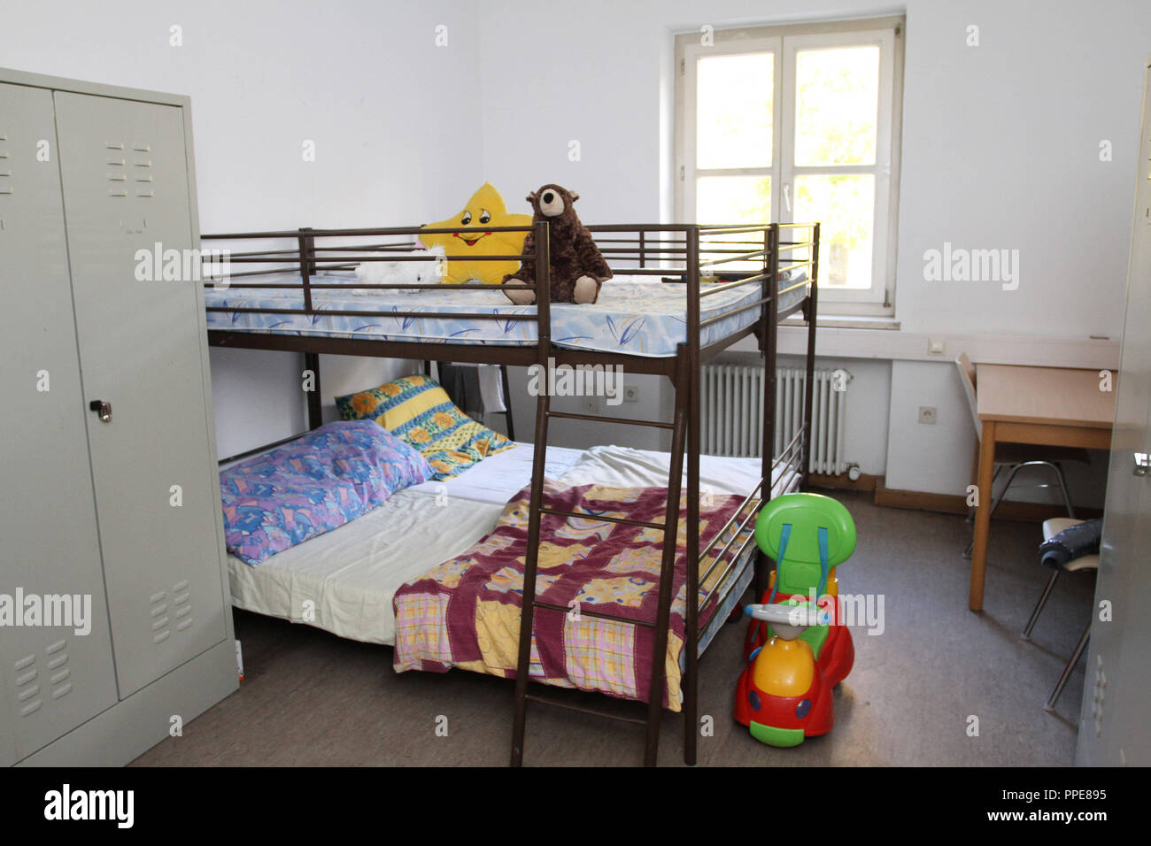 Reception center for asylum seekers: family room in House 9 of the ...